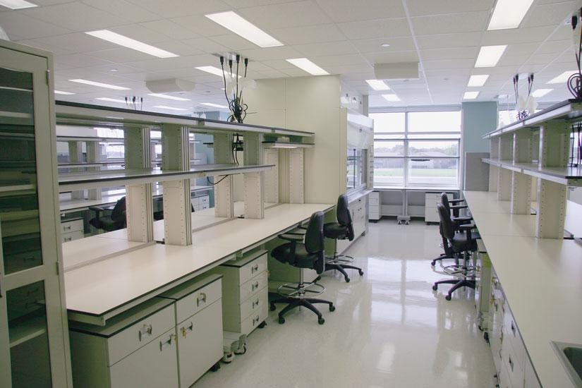 AT Villa Ergolab Mobile Laboratory Work Stations | LabRepCo, LLC