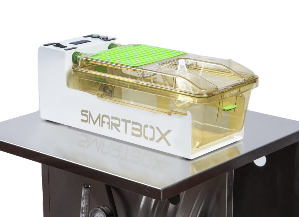 EZ-DOCK SMARTBOX® Euthanasia Station | LabRepCo, LLC